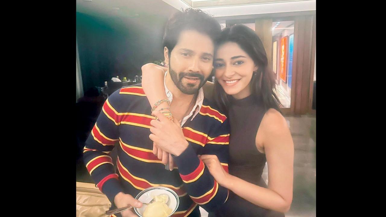 Ananya Panday and Varun Dhawan share a good time over Ice cream | આ છે ...