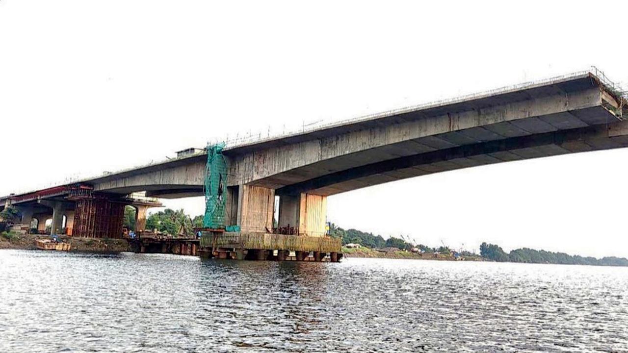 six lane bridge across the ulhas river 80 per cent complete | બ્રિજ ટુ ...
