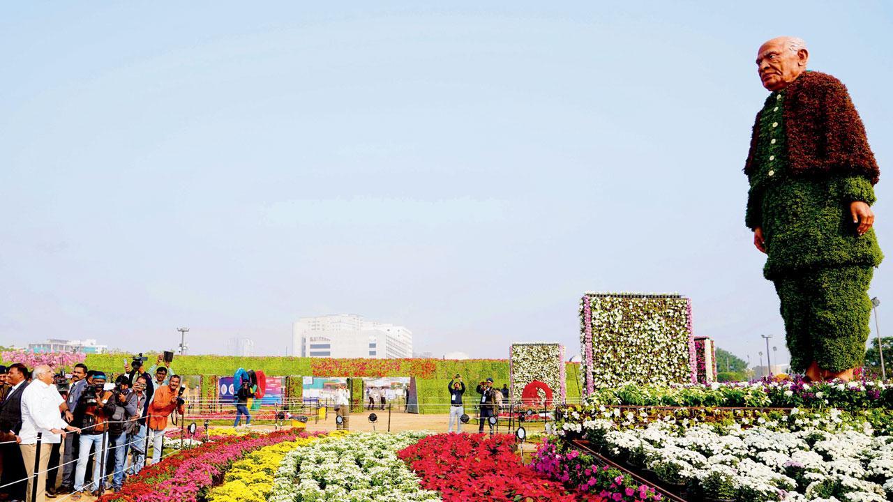 Vibrant Ahmedabad Flower Show 2024 : Gujarat CM inaugurated show at the ...