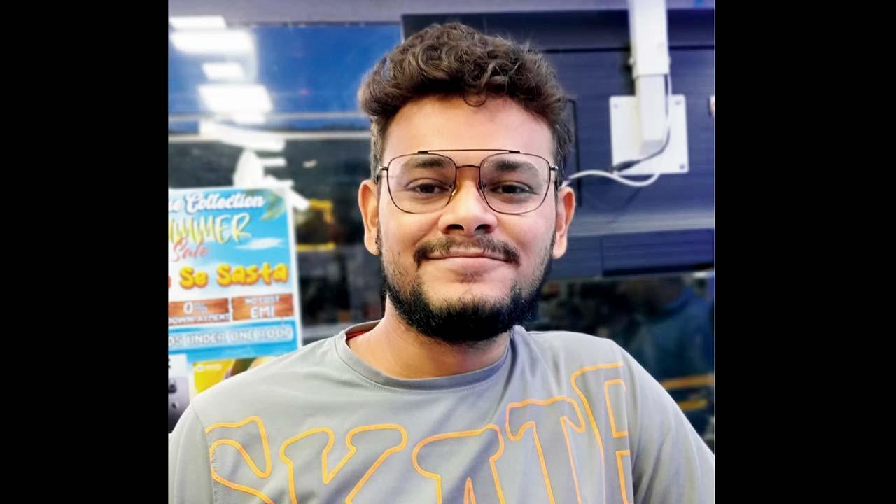 Whether the dead-body found in Matheran belongs to Mihir Shah, who went ...