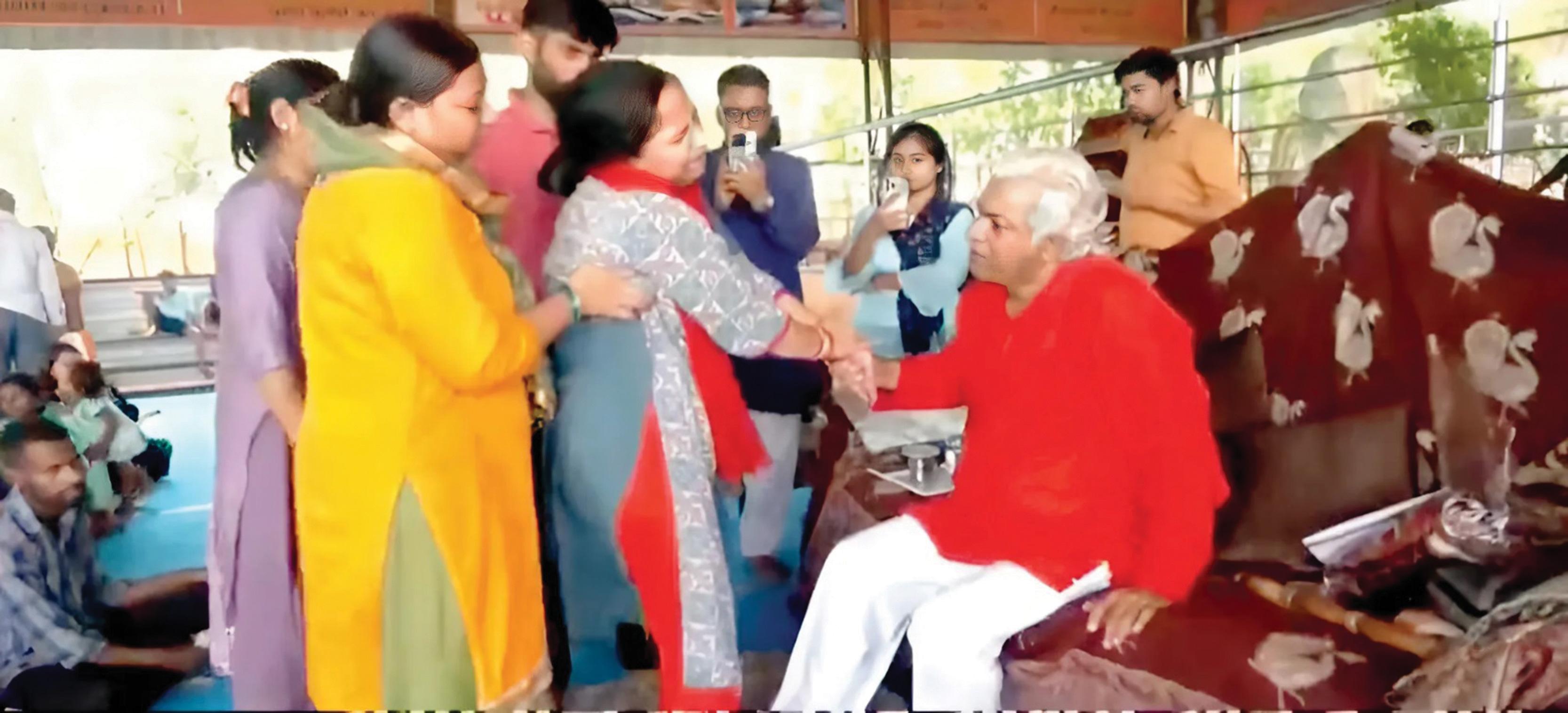 Guru Purnima 2024: Know about these baba who cheat devotees in the name ...