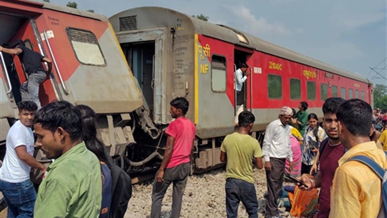 UP Train Accident: 10 coaches of Chandigarh Express derailed, see ...