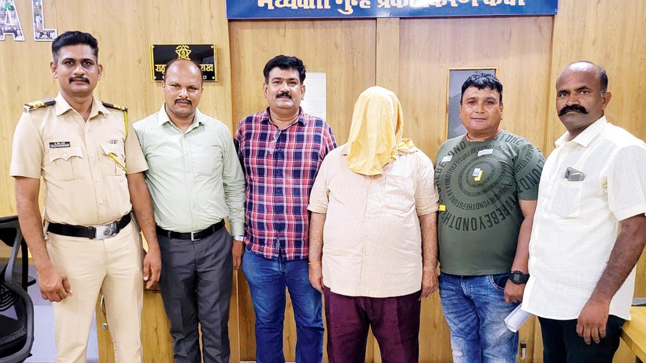 Mumbai Crime: Mastermind used to train drug addict youths for pick ...