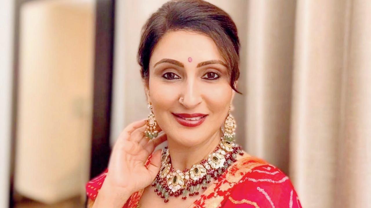 Kartik Aaryan, Janhvi Kapoor were cast as twins in Dostana 2, says Juhi Babbar | દોસ્તાના 2માં ...